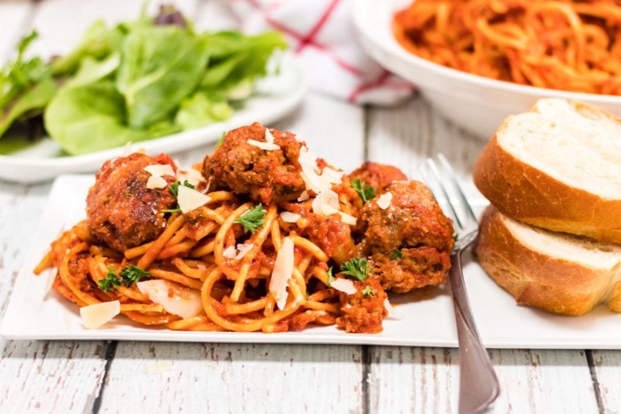 25 Saturday Night Dinner Ideas That Keep Things Easy - Food Plus Words