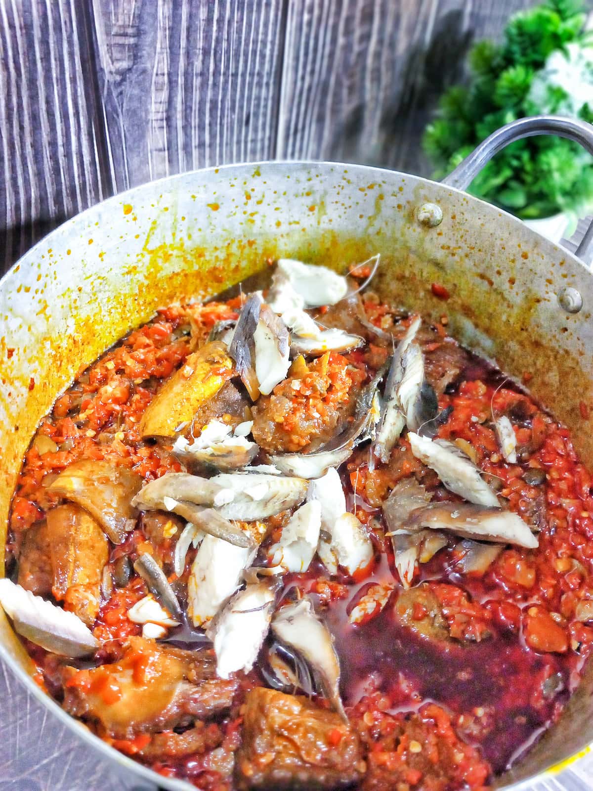 How To Make Efo Riro (Easy Nigerian Spinach Stew Recipe)