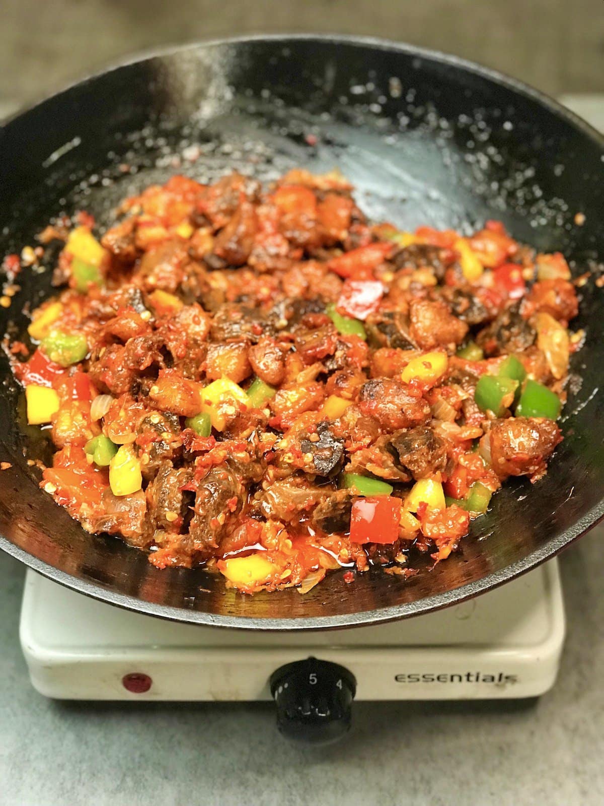 Easy Nigerian Gizdodo: Peppered Gizzard and Plantain