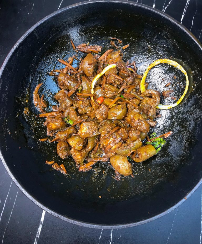 Nigerian Nkwobi Recipe In 10 Steps (Spicy Cow Foot Delicacy)