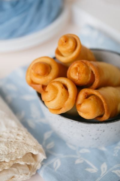 The Tastiest Nigerian Fish Roll Recipe (Ready in 60 Minutes)