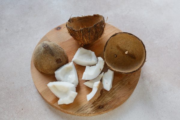 How To Make Crunchy Nigerian Coconut Candy (3 Ingredients)