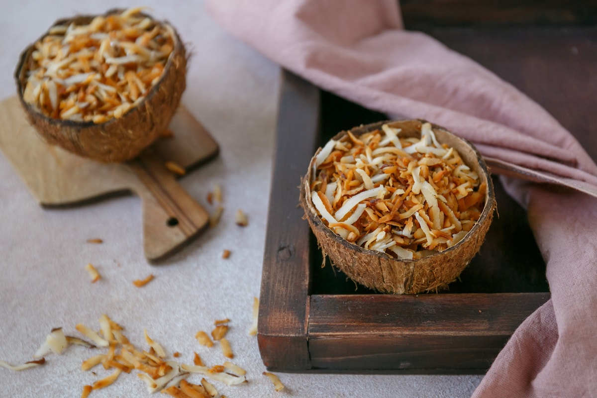 How To Make Crunchy Nigerian Coconut Candy (3 Ingredients)