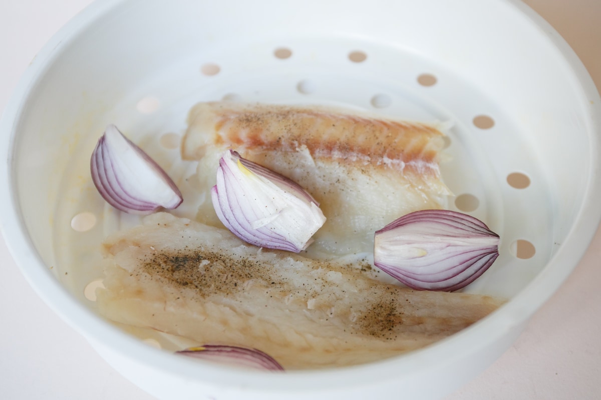 The Tastiest Nigerian Fish Roll Recipe (Ready in 60 Minutes)