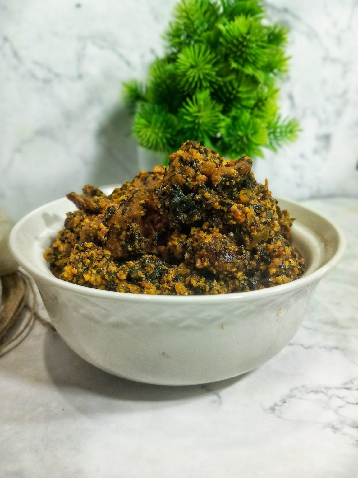 Nigerian Bitter Leaf Soup (Ofe Onugbu)