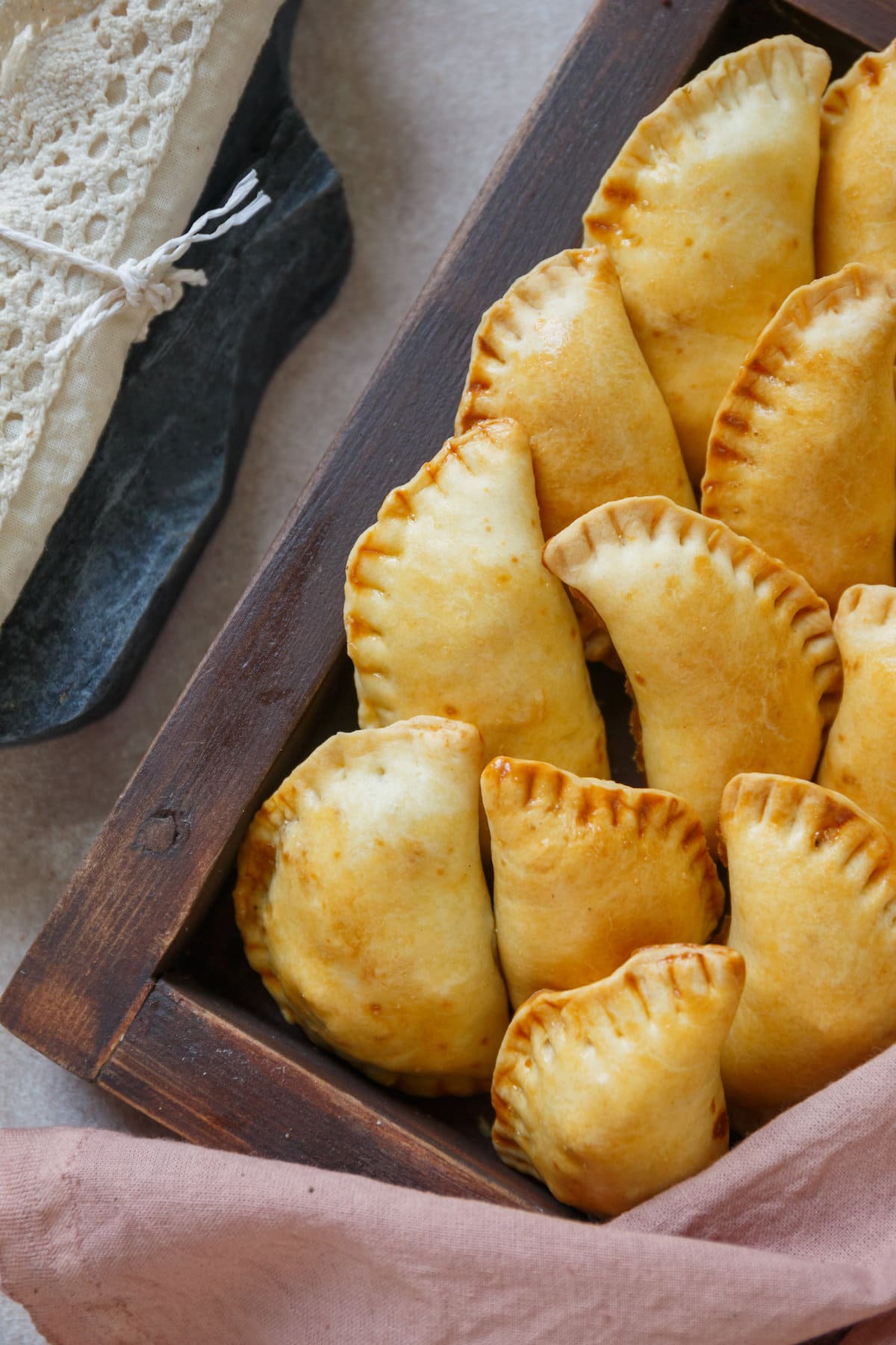 How to Make Flaky Ghanaian Meat Pie Recipe