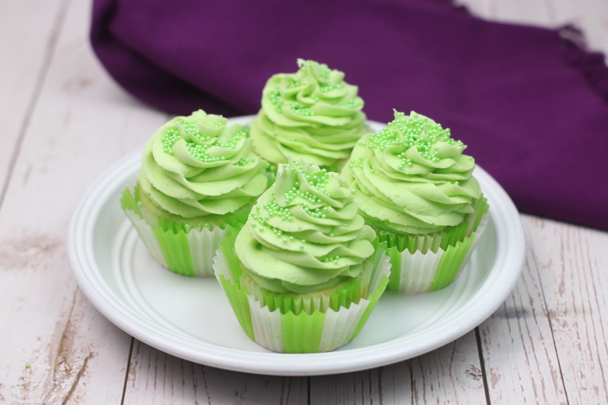 25 Summer Cookout Desserts Everyone Will Beg You to Bring Again - Food ...