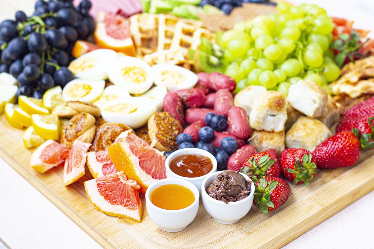 Easy Brunch Charcuterie Board