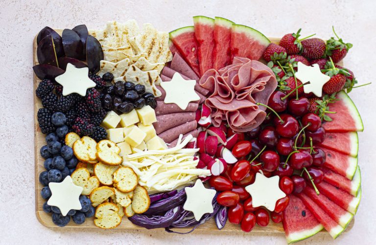 25 Pool Lunch Ideas That Deliver Big Flavor - Food Plus Words