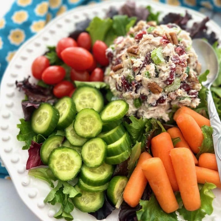 25+ Lunch Ideas for Coworkers That Are Perfect for Sharing and Showing Off!