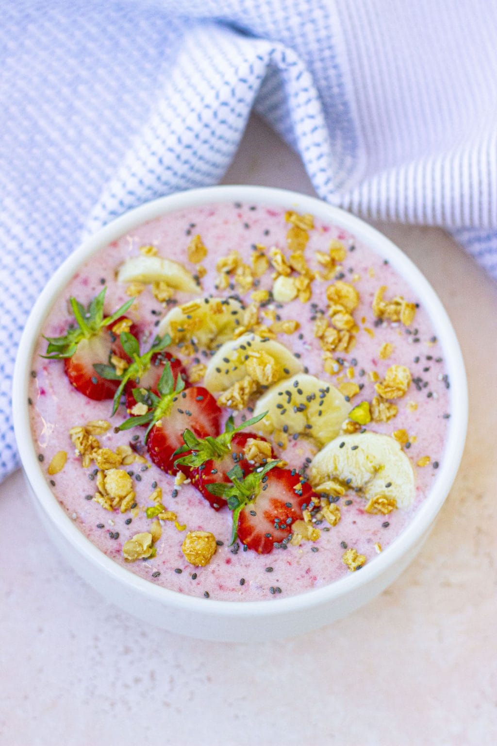 Strawberry Smoothie Bowl Recipe