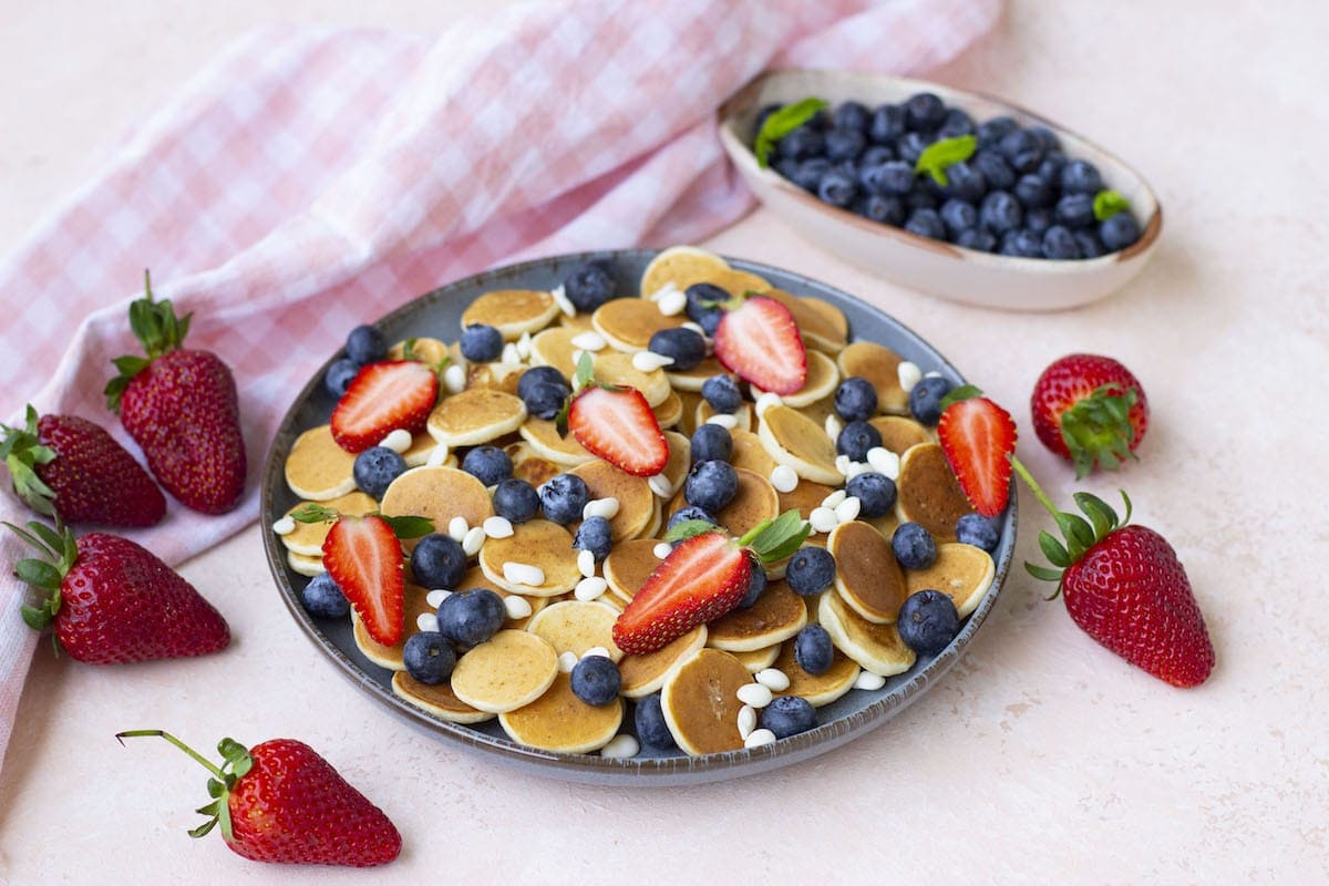 25 Bite Size Breakfast Ideas for On-the-Go Mornings