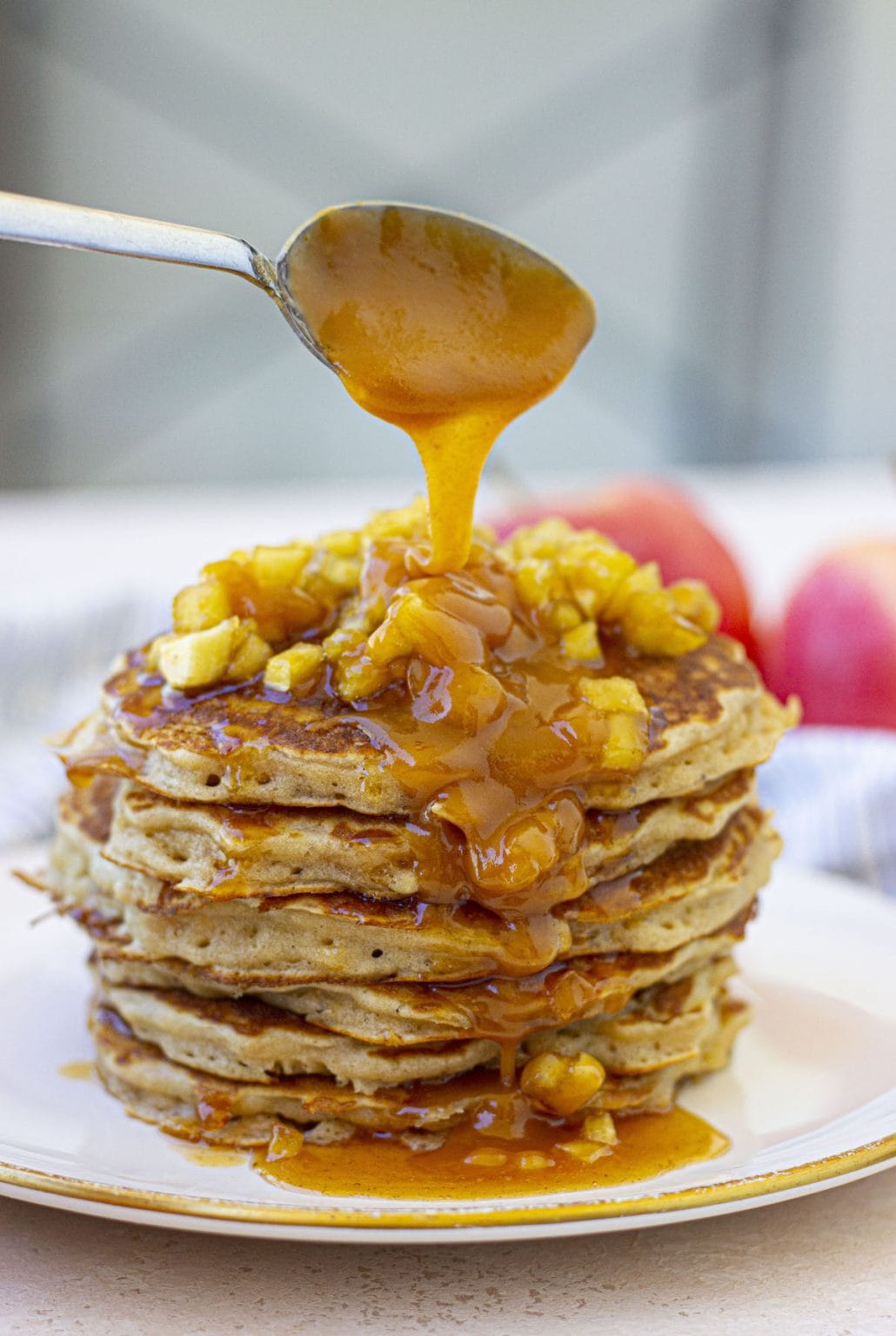 Easy Fluffy Caramel Apple Pancakes