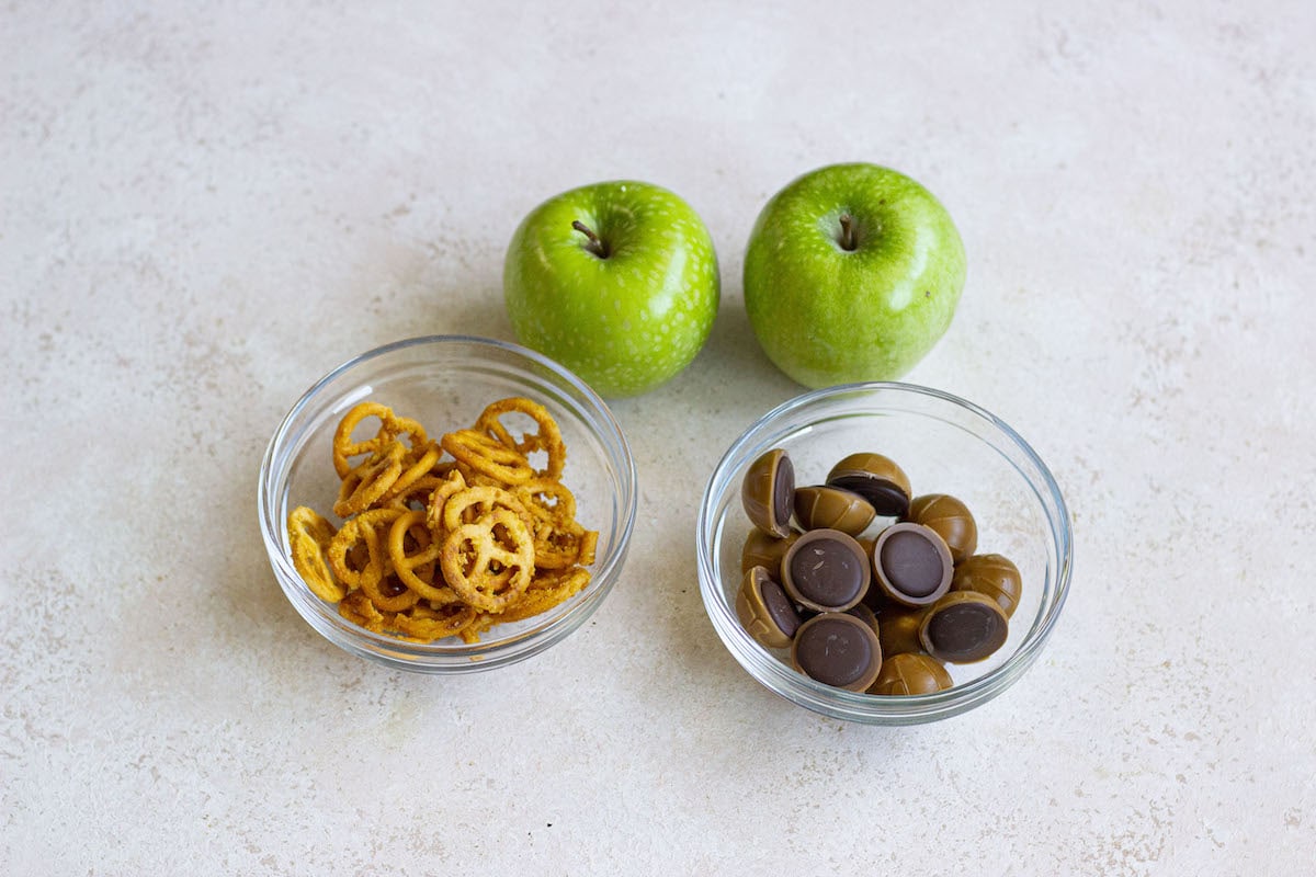 3-Ingredient Caramel Apple Bites