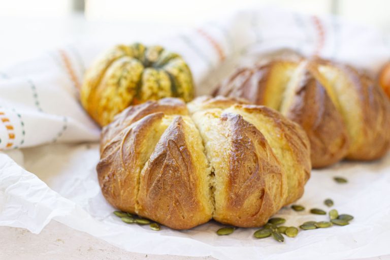 25 Halloween Potluck Ideas That’ll Have Guests Howling for More