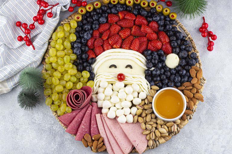 Santa Charcuterie Board (Christmas Snack Board Idea)