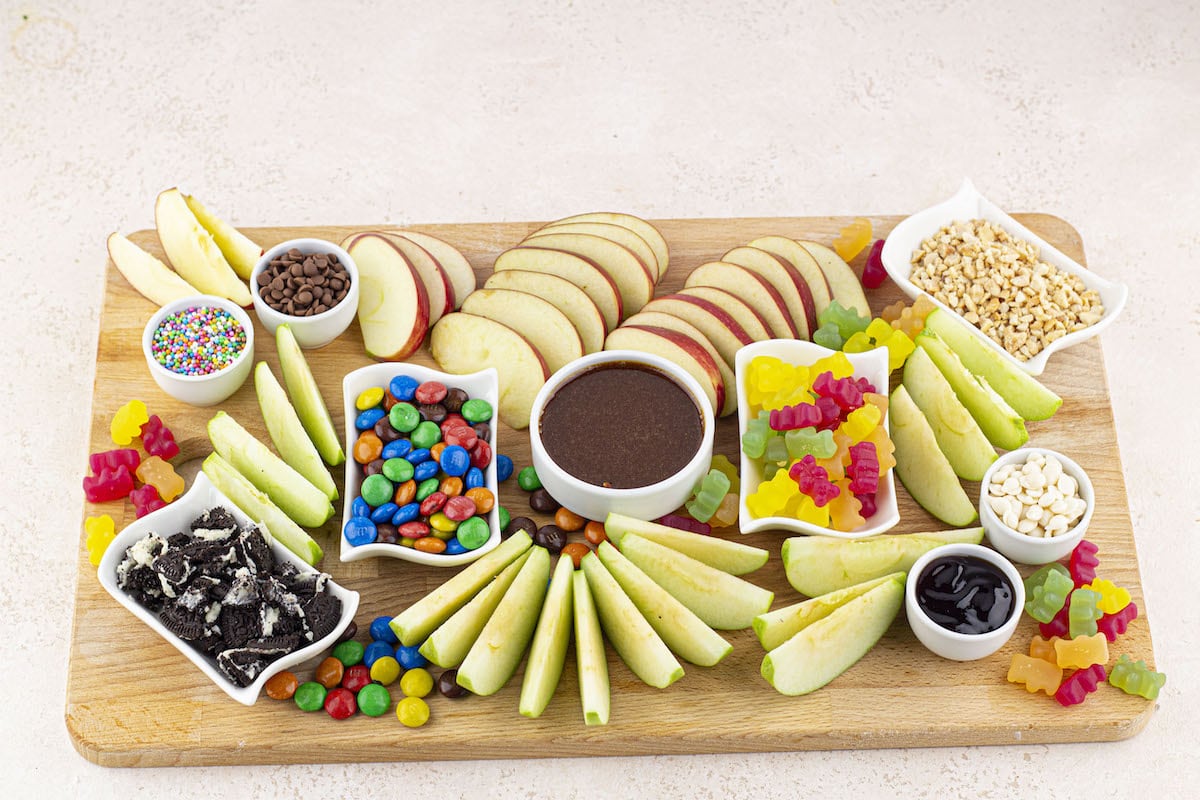 25 Thanksgiving Potluck Ideas For Work That Will Make Everyone Thankful ...