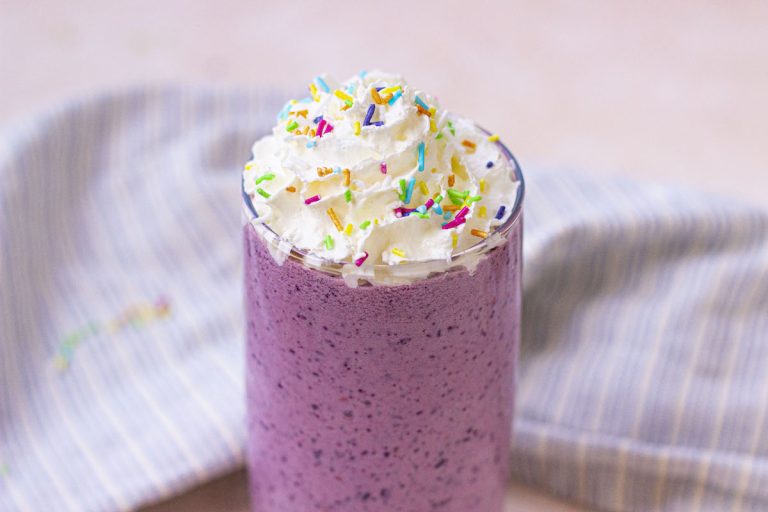 25 Easy Homemade Milkshake Recipes That Will Add Color To Your Life!