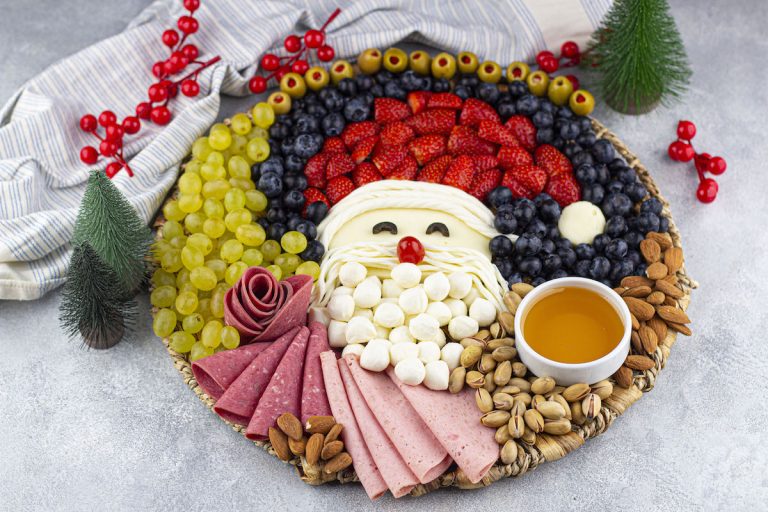 Santa Charcuterie Board (Christmas Snack Board Idea)