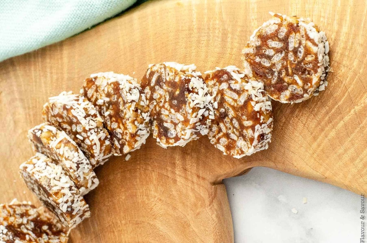 24 Best No Bake Christmas Cookies That Anyone Can Make!