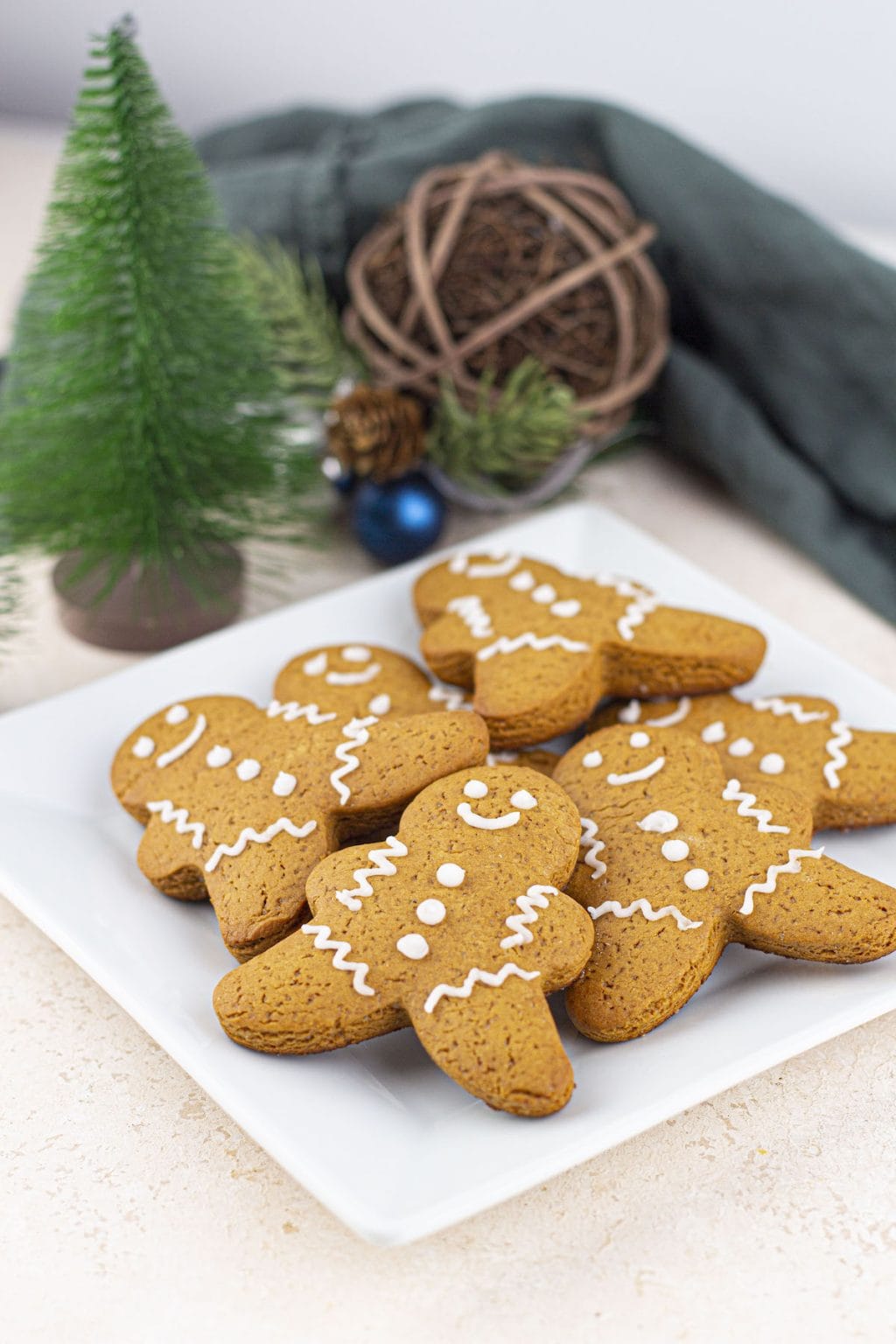 Easy Soft Gingerbread Cookies