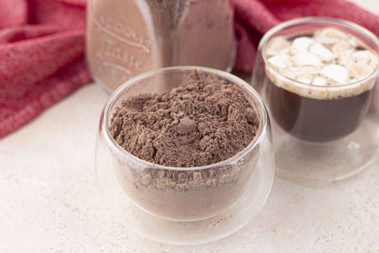 25 Hot Chocolate Bar Ideas That Will Make Your Party Epic - Food Plus Words
