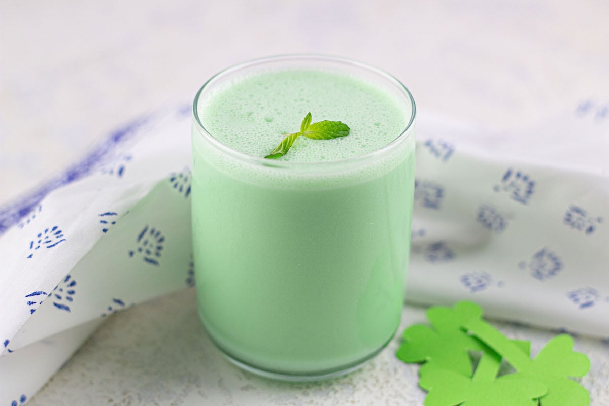 25 St Patrick Day Desserts That’ll Shamrock Your Taste Buds - Food Plus ...