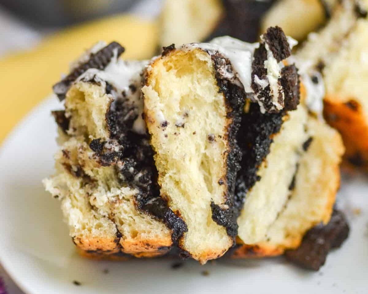 24 Tempting Treats for National Oreo Cookie Day