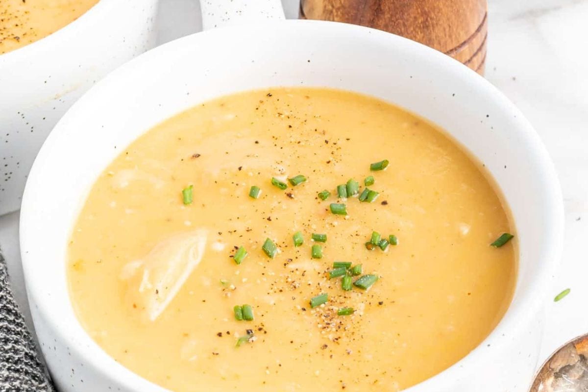 25 Cheap Soup Recipes That Don't Skimp Out On Flavor - Food Plus Words