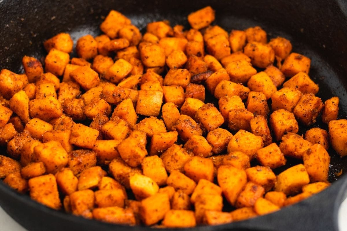 25 Soul Food Dinner Ideas That’ll Make Even Grandma Jealous - Food Plus ...