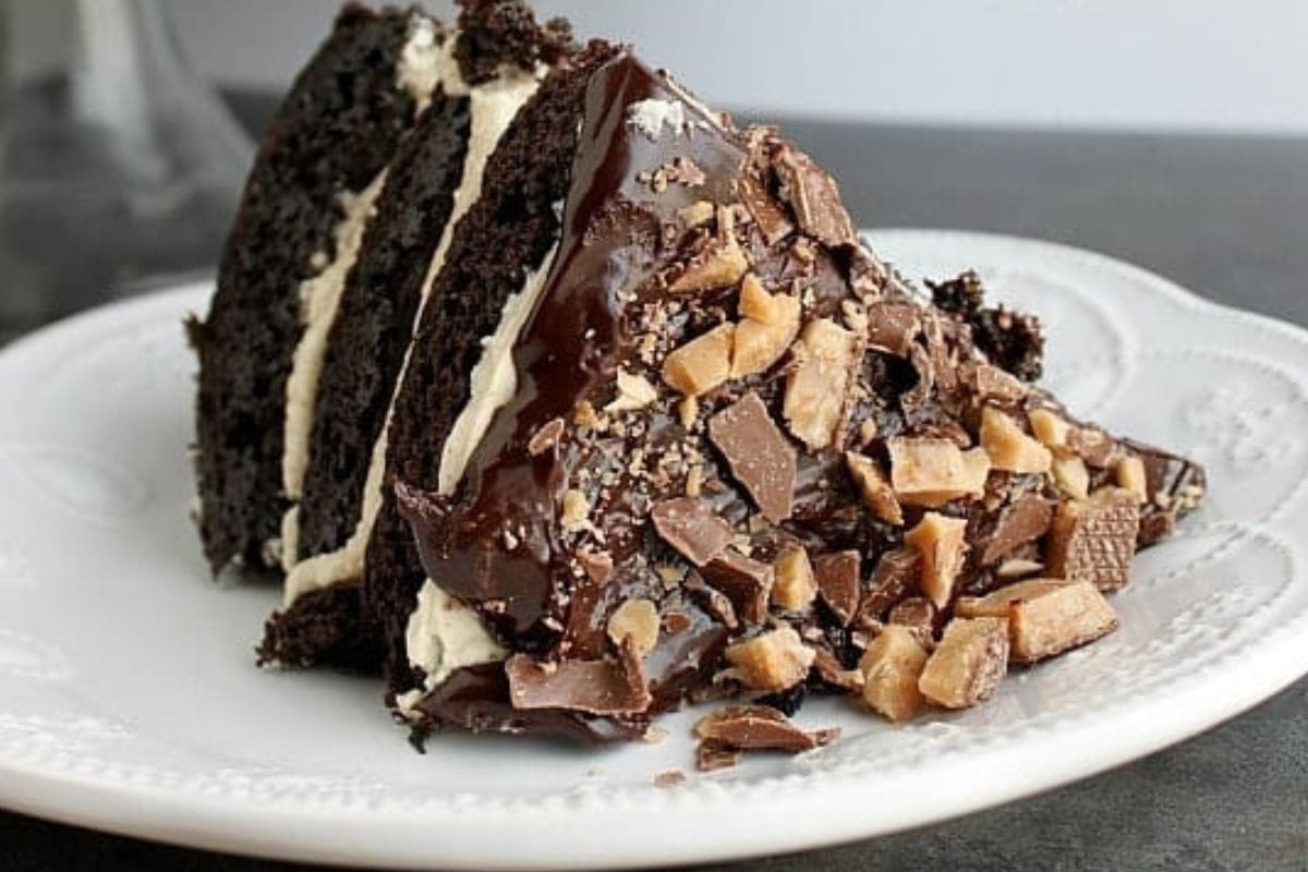 25 Soul Food Desserts That Taste Like a Hug from Home - Food Plus Words