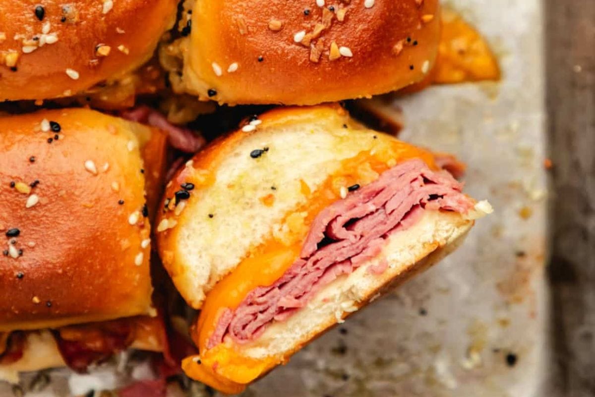 25+ Friday Dinner Ideas That Will Make You Say, “TGIF!” with Every Bite!