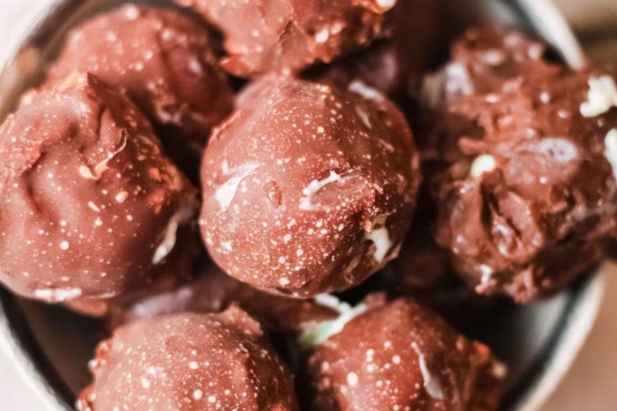 25 Wedding Desserts So Charming, They’ll Be a Part of Your Love Story