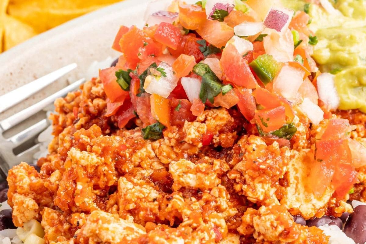 25 Beach Dinner Ideas That Taste Better by the Waves - Food Plus Words