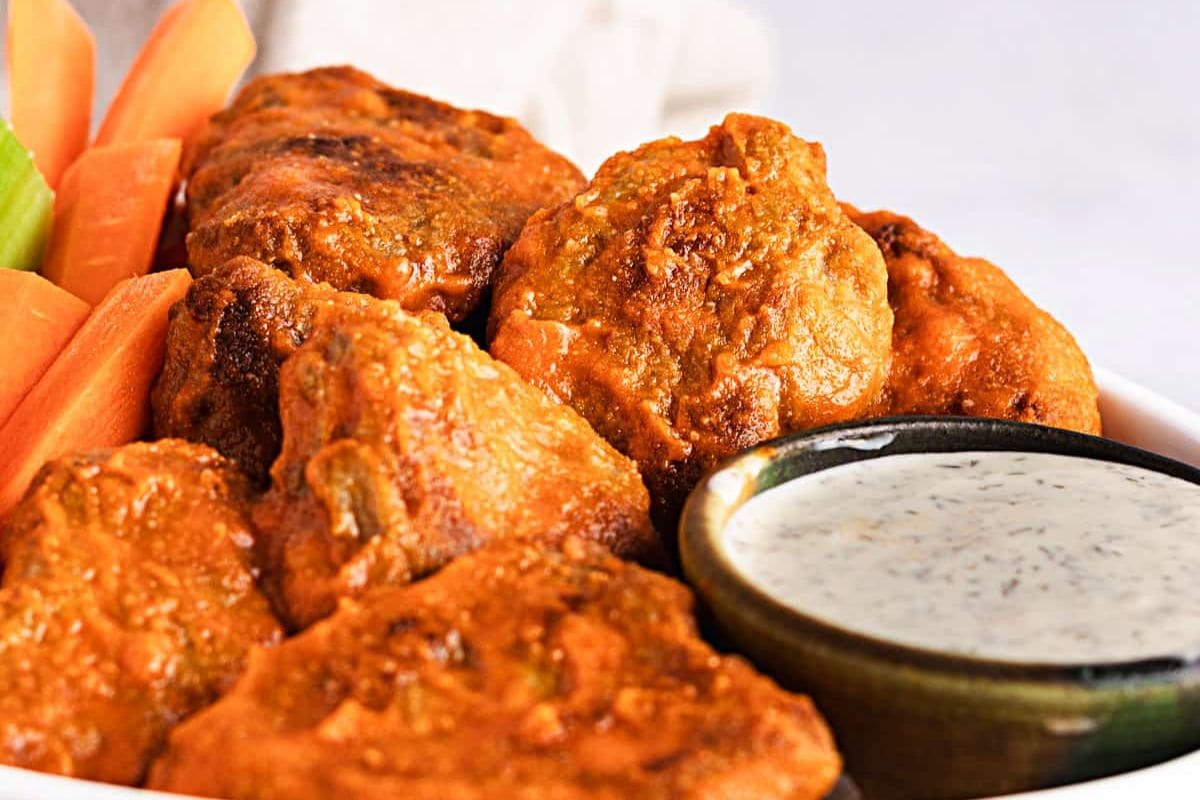 25 Simple Finger Foods That'll Impress At Any Gathering - Food Plus Words