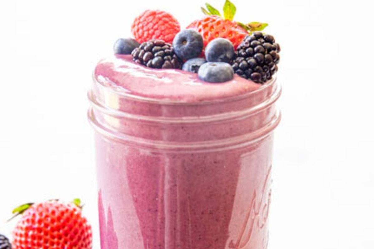 25 Smoothie Recipes That Will Keep You Energized Throughout The Day ...