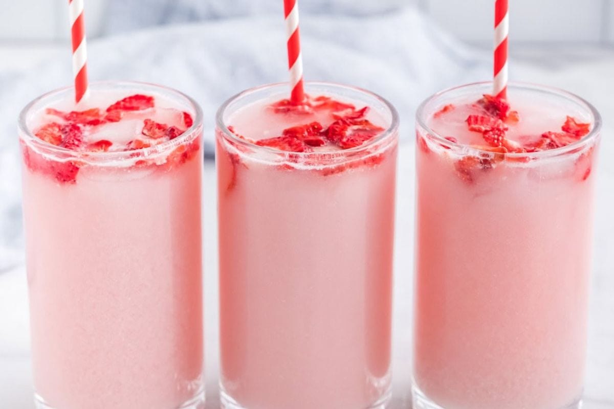 25 Kid Friendly Drinks That Will Be the Star of Sleepovers
