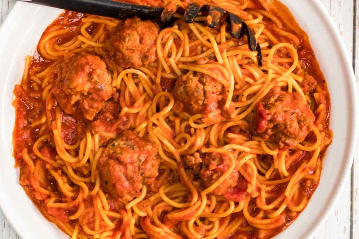 25 Thursday Night Dinner Ideas That Don’t Feel Like Work - Food Plus Words