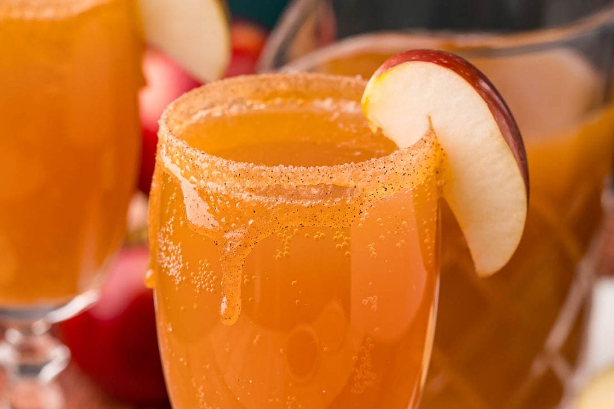 25 Fall Cocktails So Indulgent, You'll Feel Like You're at a Fancy Bar