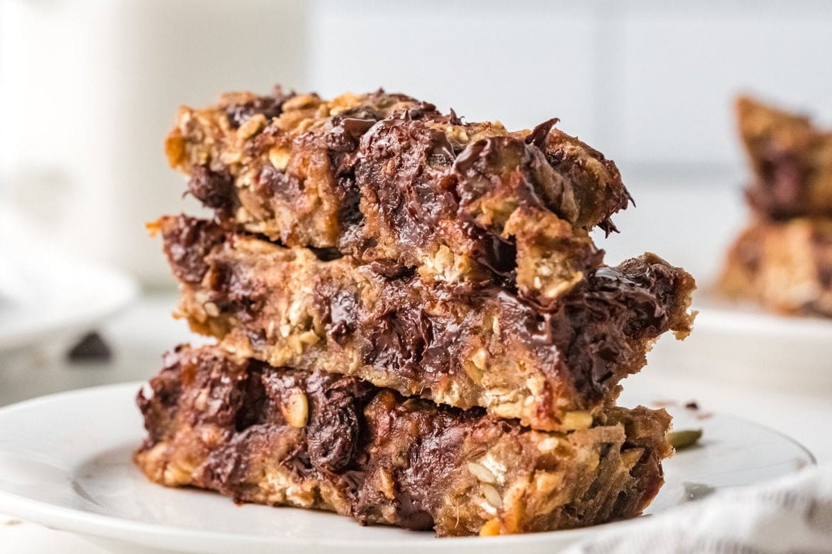 25 Road Trip Snack Ideas That Make the Miles Fly By - Food Plus Words