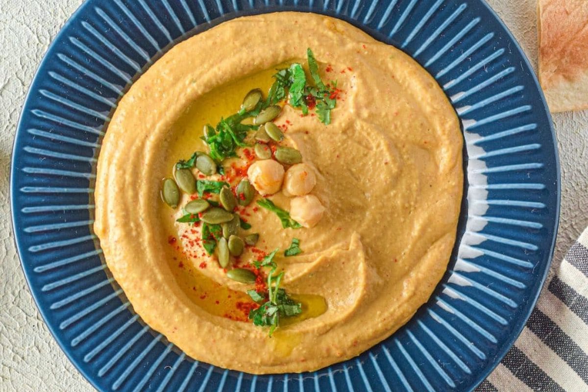 25 Work Potluck Ideas So Good Coworkers Will Be Jealous They Didn't ...