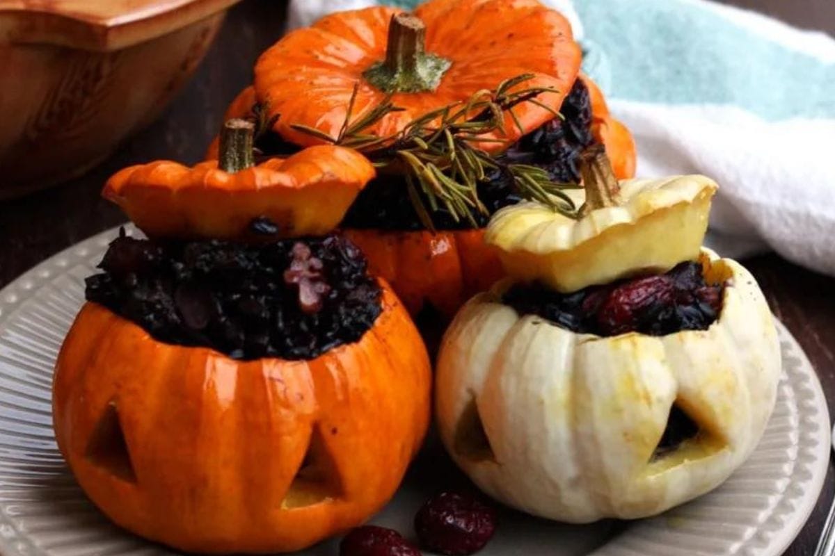 25 Halloween Dinners So Good, They’ll Haunt Your Guests’ Dreams