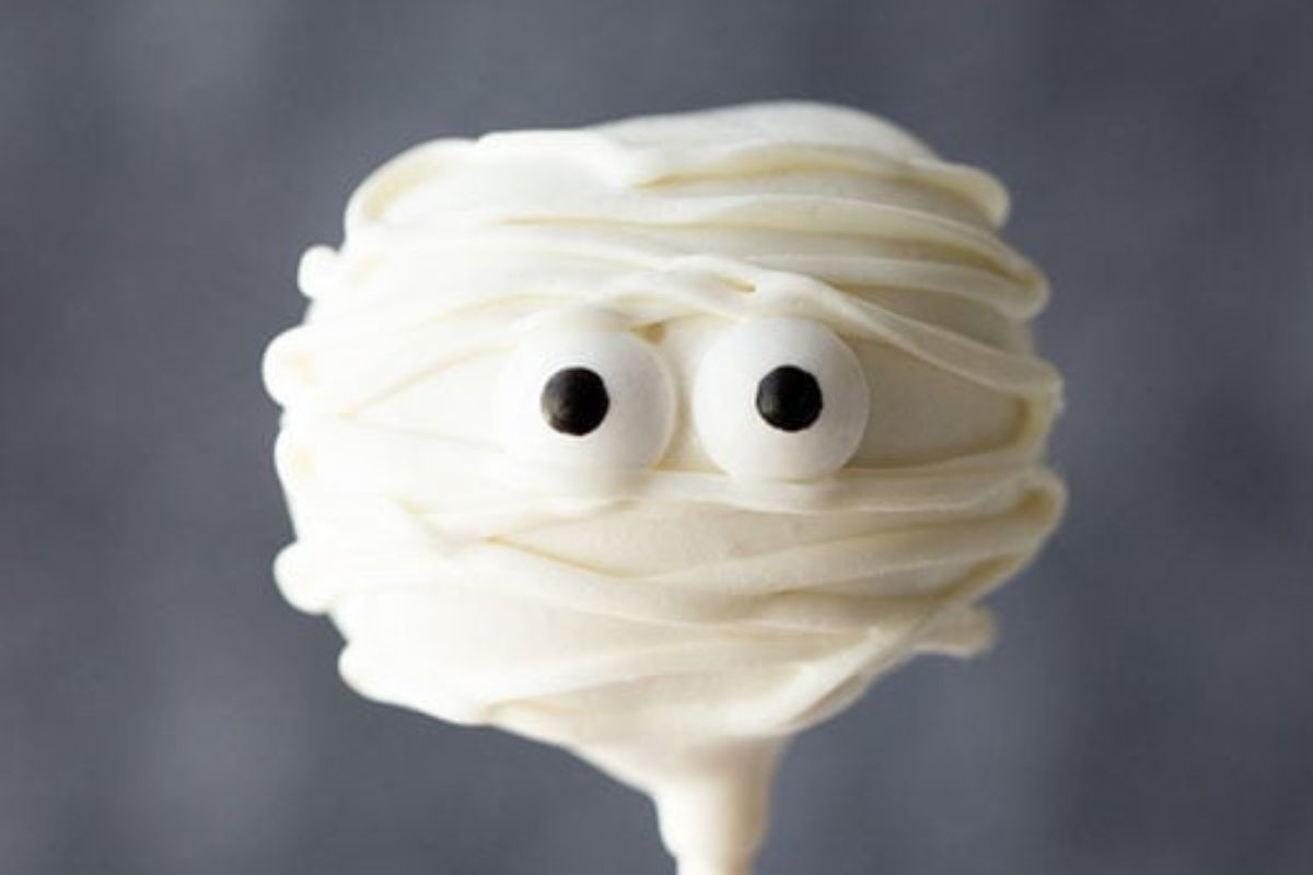 25 Halloween Treats So Tasty and Sinister, You’ll Be Dying for More