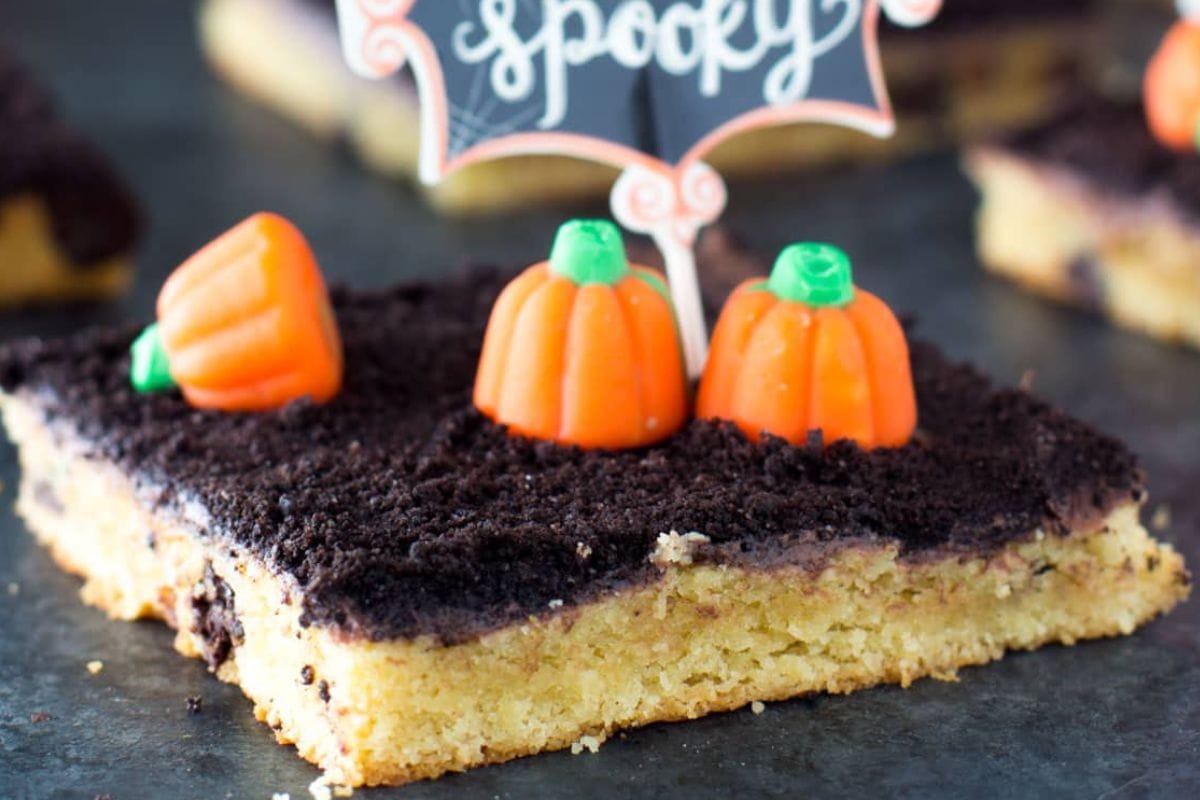 25 Halloween Snacks for Parties So Creepy-Cool, They'll Be the Life of ...