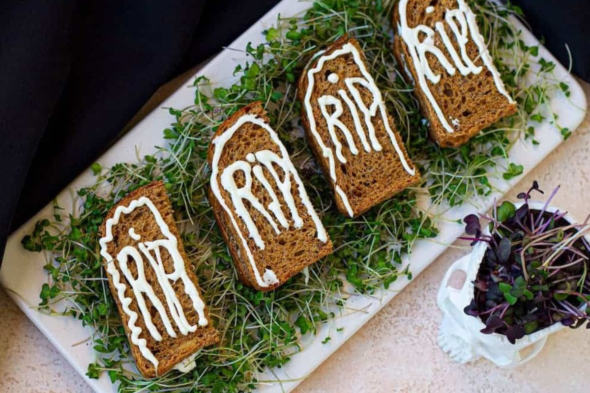 25 Halloween Recipes So Creepy-Crawly, Your Guests Will Be Thrilled