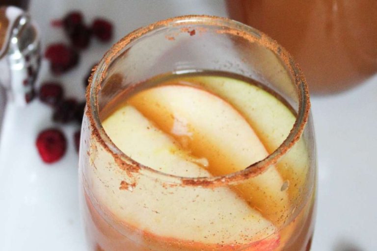25 Apple Cider Cocktail Recipes So Good, They’ll Put Pumpkin Spice to Shame