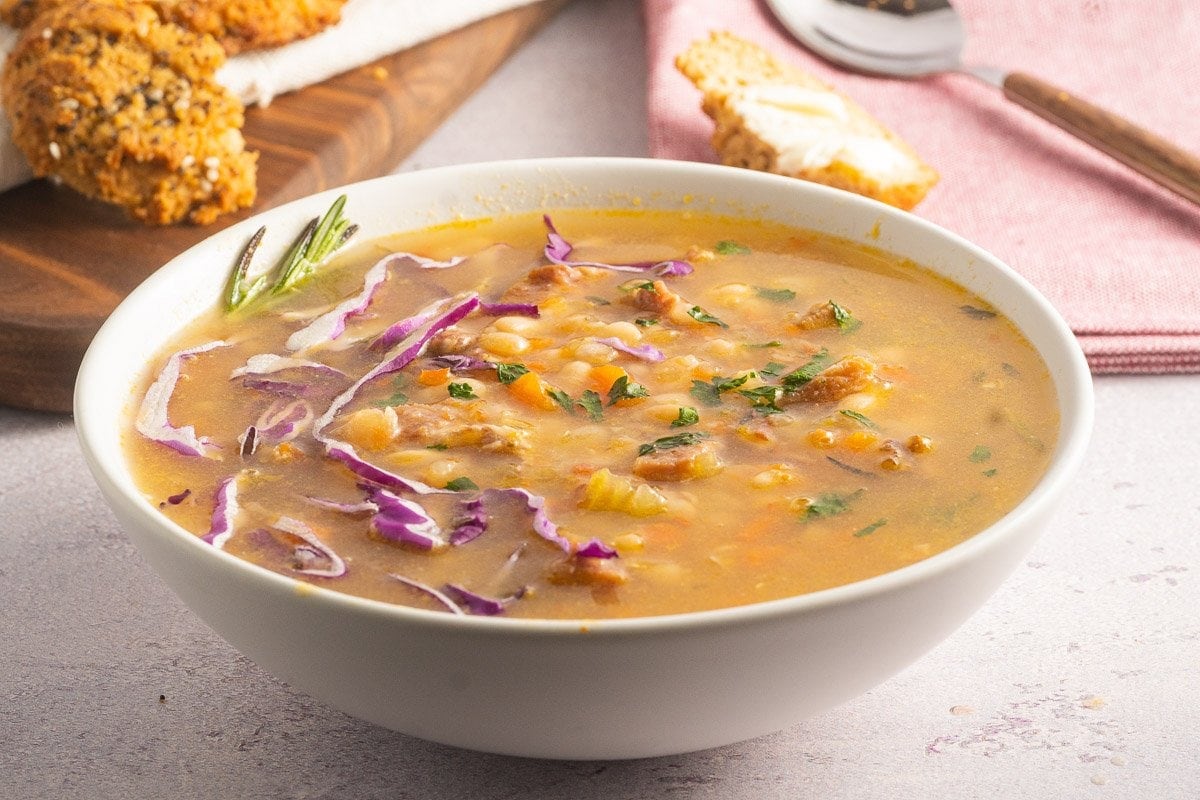 25 Cheap Soup Recipes That Don't Skimp Out On Flavor - Food Plus Words