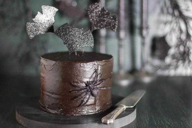 25 Scary Good Halloween Cake Ideas That Make For A Hauntingly Good Time ...