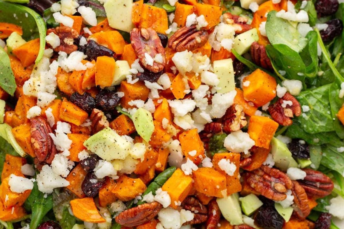 25 Fall Salads So Amazing, They’ll Steal the Spotlight at Any Dinner