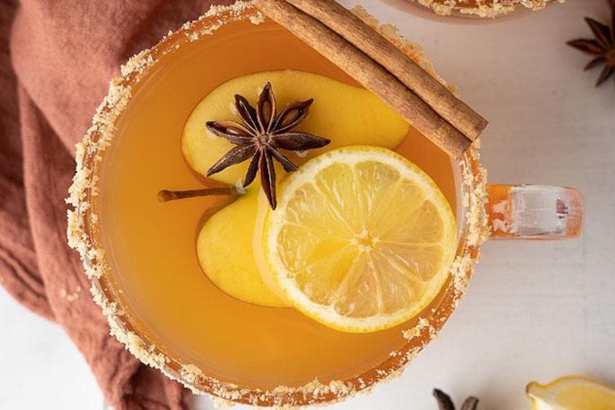 25 Apple Cider Cocktail Recipes So Good, They’ll Put Pumpkin Spice to Shame